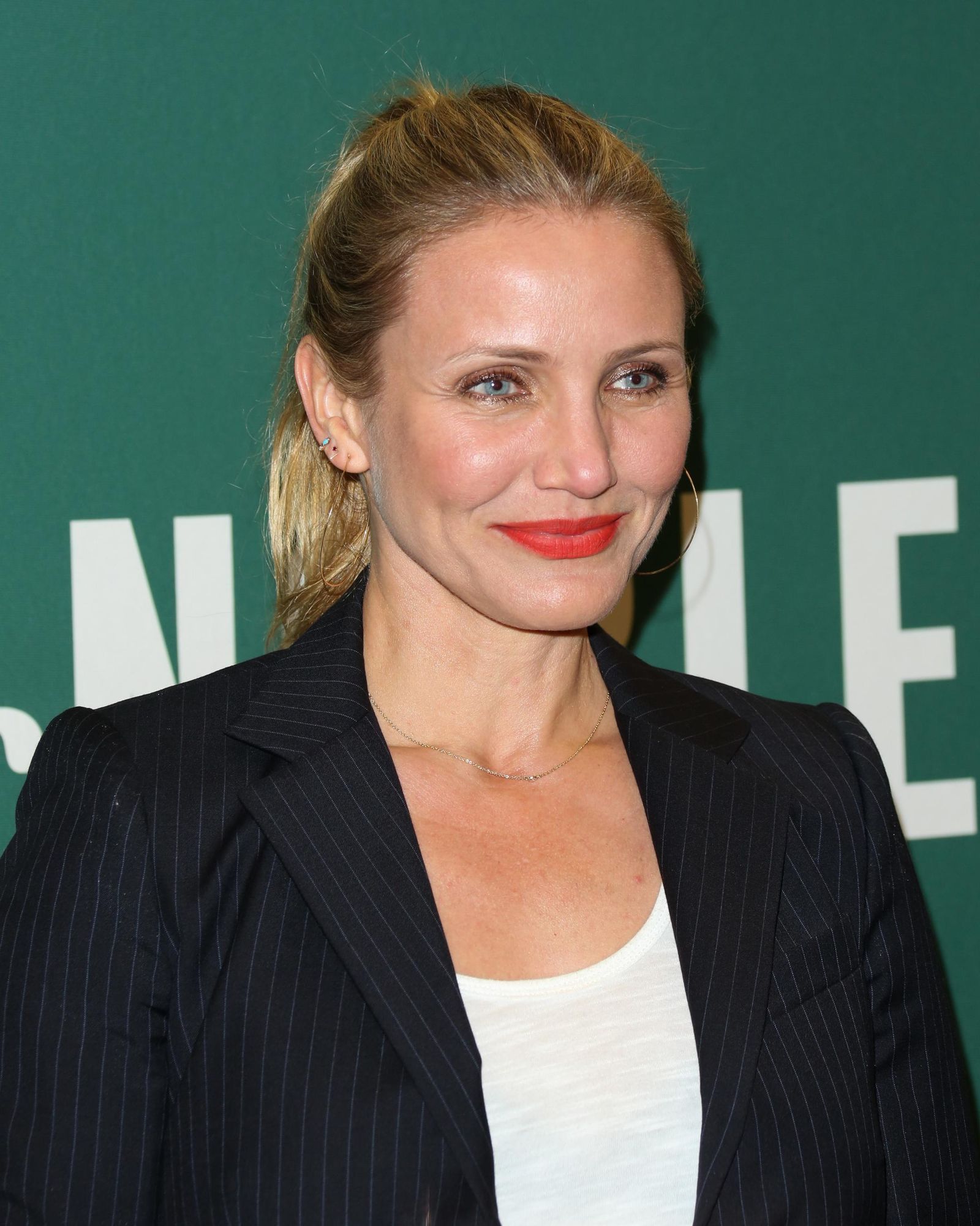 APR 13TH | LOS ANGELES THE GROVE: BARNES AND NOBLES BOOK SIGNING - 030 ...